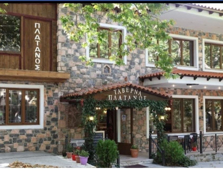 Στη Στενή "Ο Πλάτανος" σε χορταίνει με καλό κρέας (pics) - Kalopernao.gr