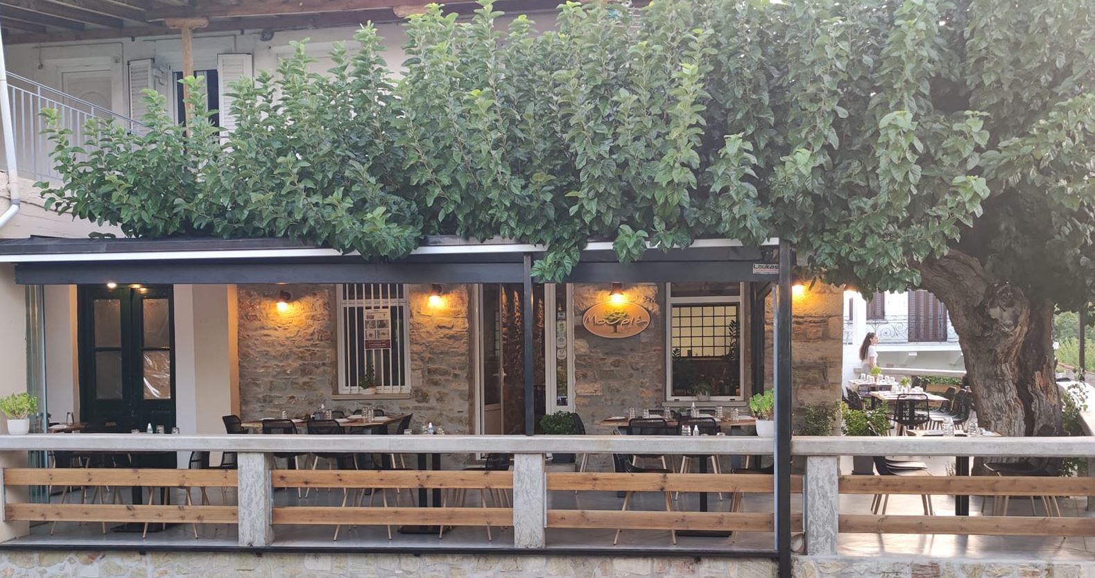 H "Μουριά" είναι η γευστική εγγύηση στην Κύμη (pics) - Kalopernao.gr